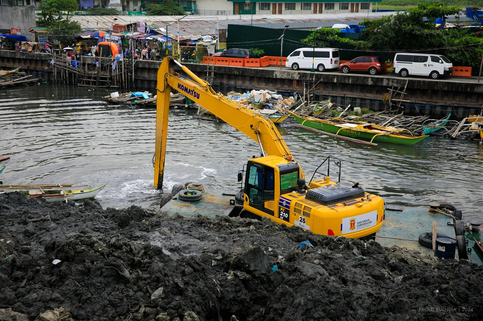 SMC, NNIC joint river cleanups help ease flooding at NAIA, nearby areas